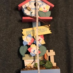 Accents | Happy Spring Birdhouse Bee Sign | Poshmark